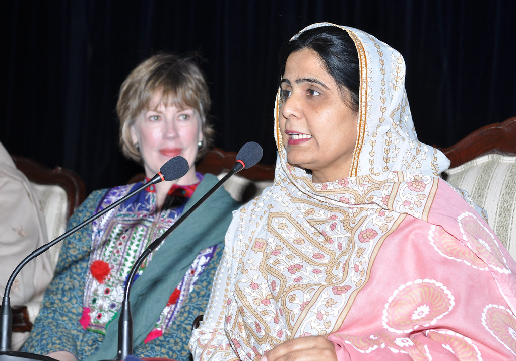 Sughra: la sposa bambina – The Password